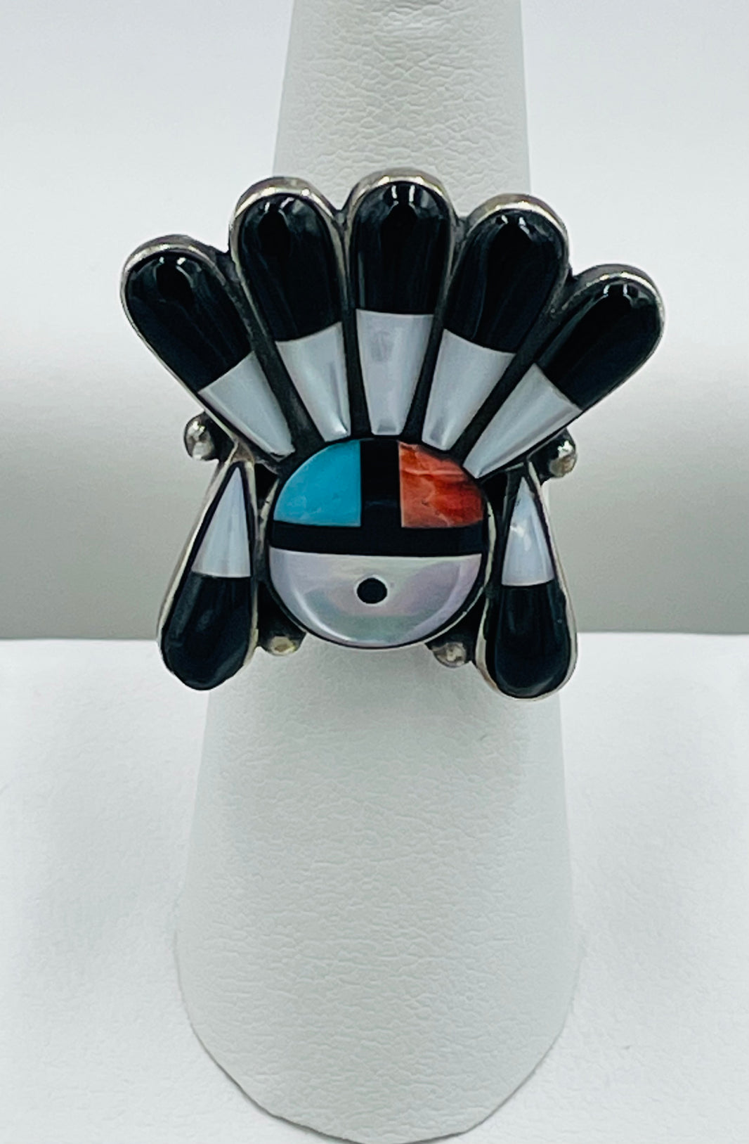 Nizhoni Traders | Artist – The Turquoise Connection